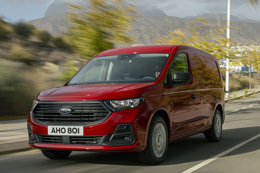 Ford Transit Connect 2024, la furgoneta diésel y PHEV a la conquista de ...
