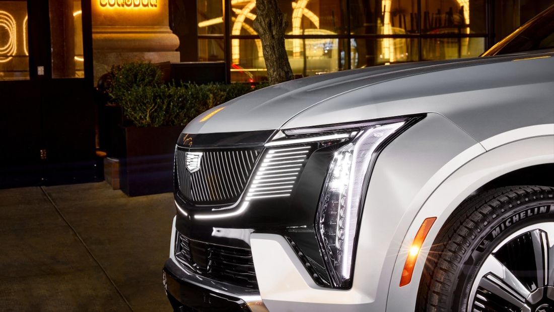 Si los 5,7 metros del Cadillac Escalade te sabían a poco llega una ...