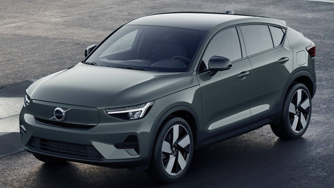 Volvo refuerza su apuesta eléctrica, los EX40 y EC40 rozan la ...