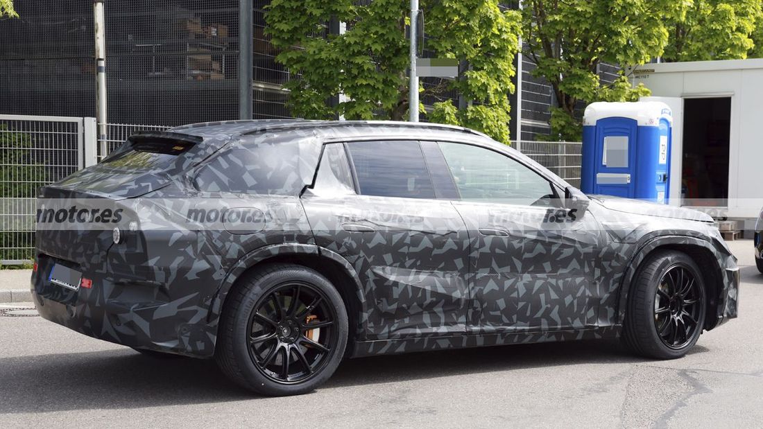 Imposible no mirar esta caravana de prototipos AMG con +4.000 CV, y el ...