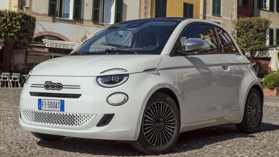El nuevo FIAT 500 Hybrid Dolcevita demuestra que los pequeños ...