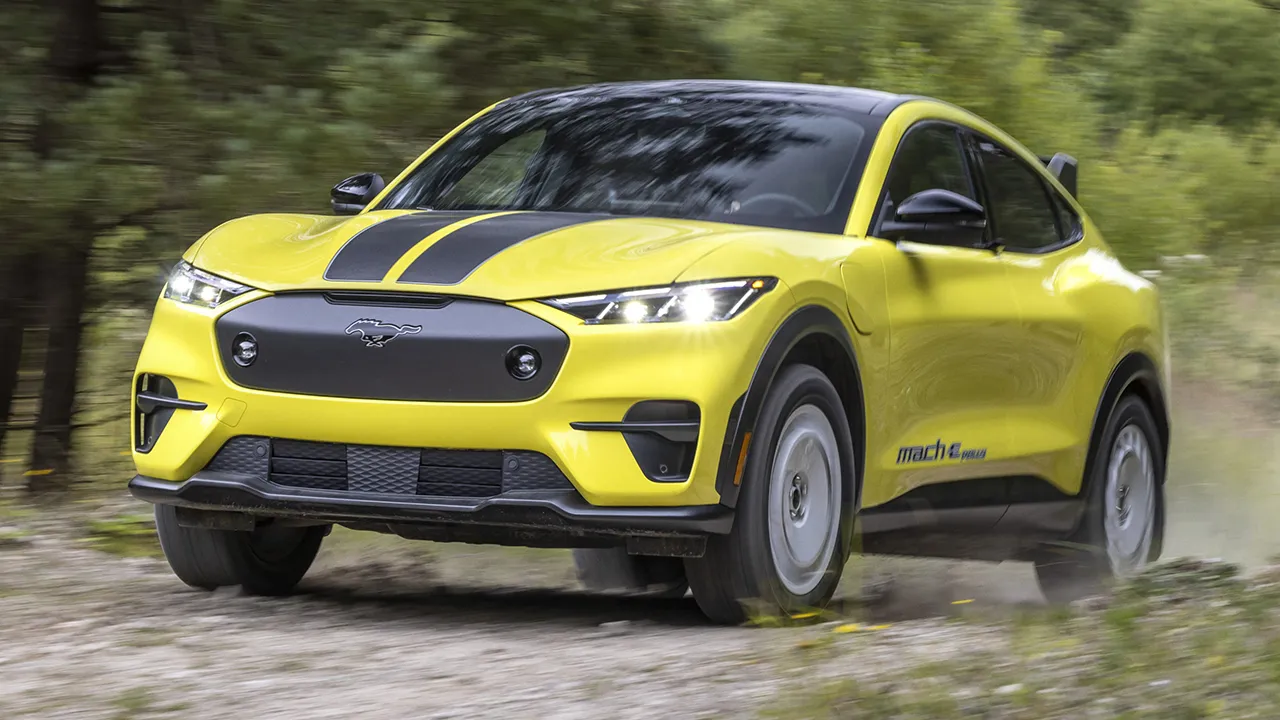 Desvelado el nuevo Ford Mustang Mach-E Rally, un SUV eléctrico para ...