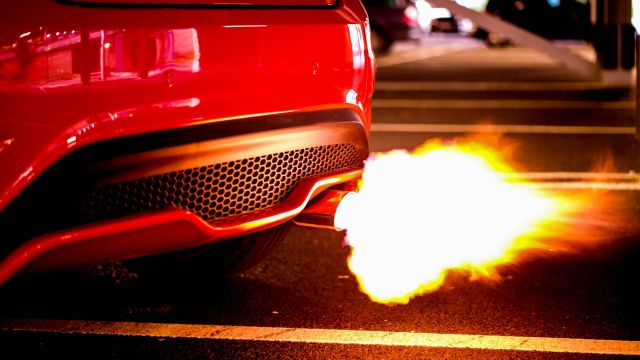 Qué son los gases del coche y cuáles emite un motor de combustión