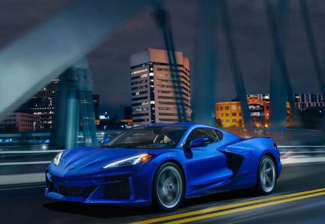 El nuevo Chevrolet Corvette E-Ray es el primer híbrido y con tracción total