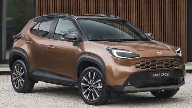 El Toyota Yaris Cross 2027 estrena diseño y más equipamiento para ...