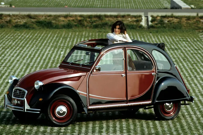 El Citroën 2CV cumple 75 años: historia y evolución del legendario ...