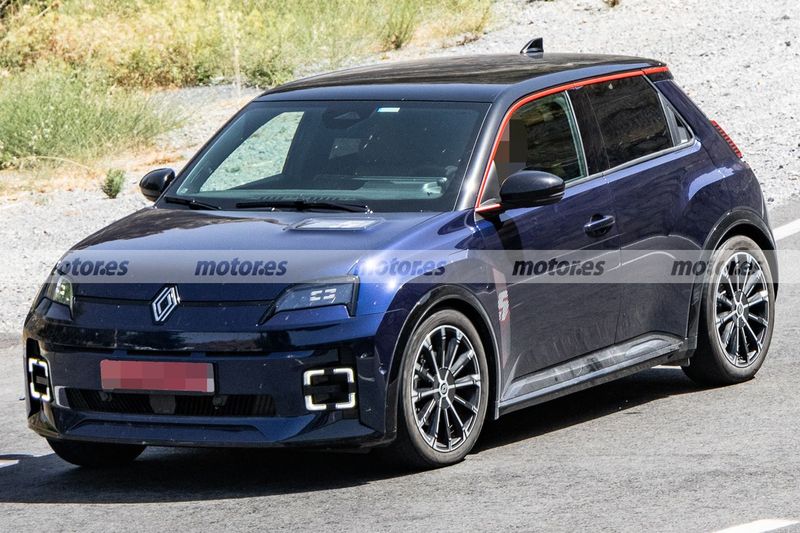 El esperado Renault 5 Eléctrico 2025 se muestra al natural en estas ...