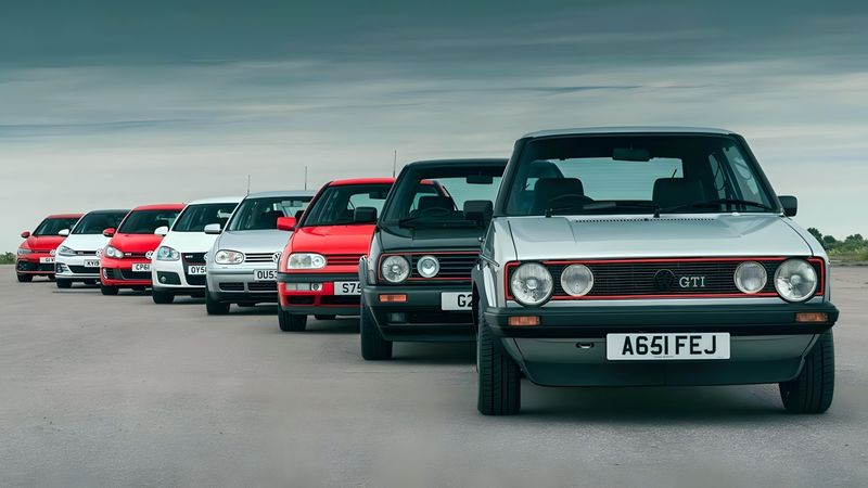 ¿Realmente los coches de ahora son tan grandes? Comparamos cuánto han ...