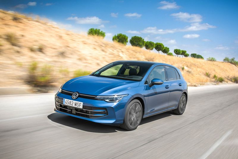 Prueba Volkswagen Golf 2025, ¿el mito vuelve a ser lo que todos ...