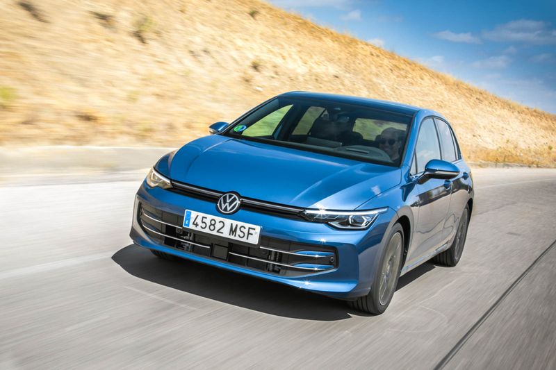 Prueba Volkswagen Golf 2025, ¿el mito vuelve a ser lo que todos ...